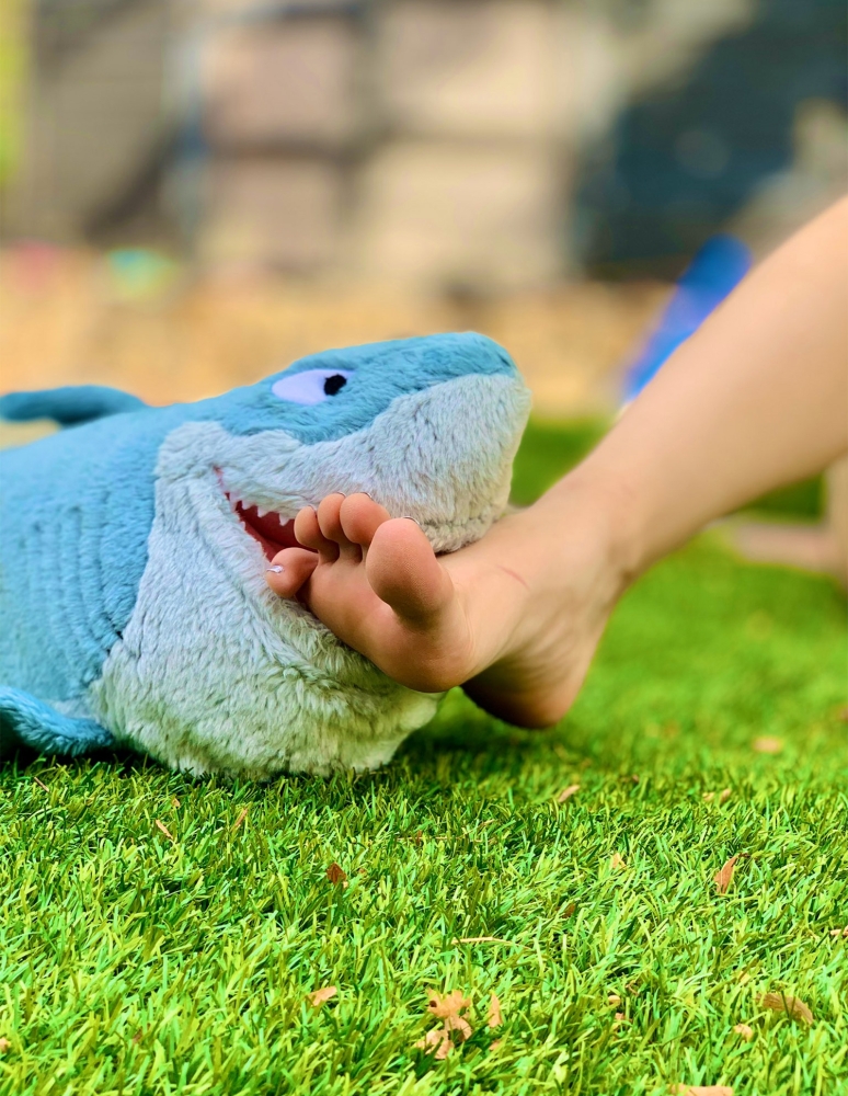 She Devil Alpha - Foot Adoration, Foot Fetish Directory and Foot Fetish ...