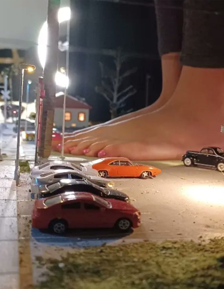 Strength GTS Dioramas - Foot Adoration, Foot Fetish Directory and Foot Fetish Content Creator Index